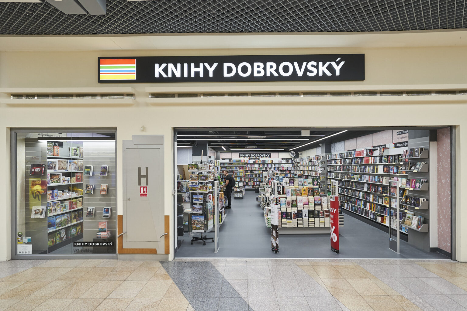 Knihy Dobrovský - OC HANÁ